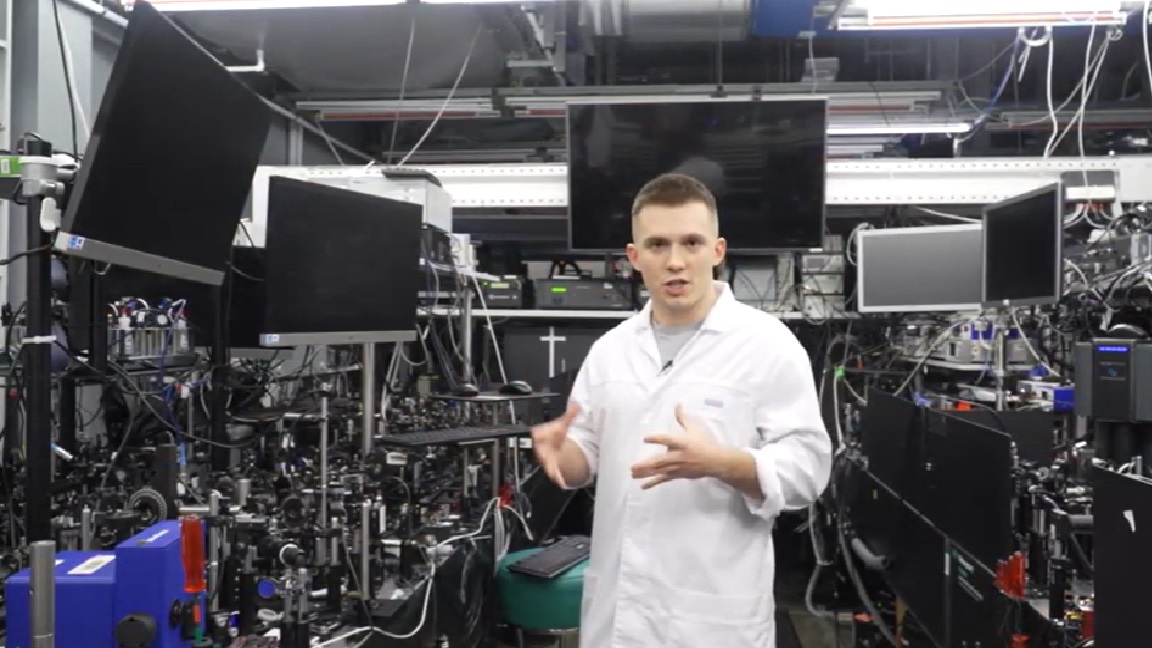 Hybrid Photonics Lab